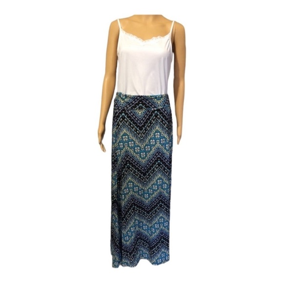 French Laundry | Skirts | French Laundry Maxi Skirt Floral Blueblack ...
